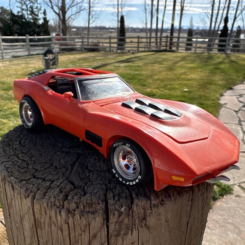 Monogram Tom Daniel California Street Vette 1/24 Scale Built Model Kit ...