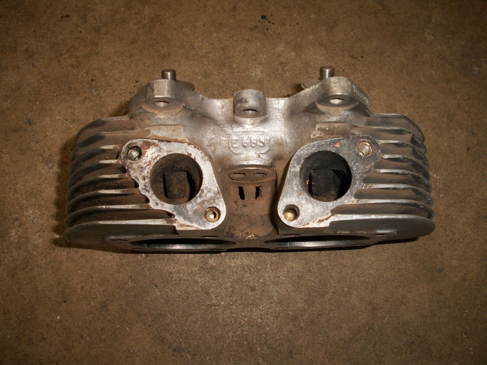 Triumph Cylinder Head E6851 T100 500cc Single Carburetor | eBay