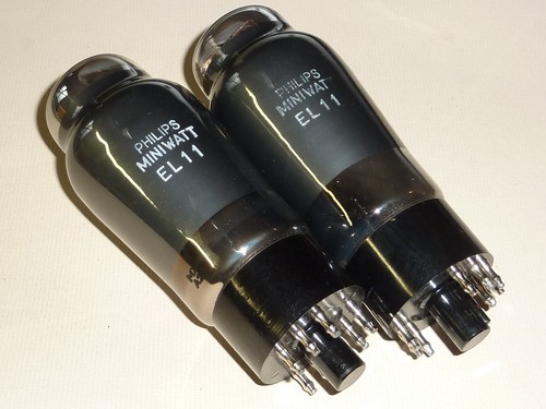 2 x Philips Miniwatt EL11 Pentode vermutlich NOS / gut geprüft auf ...