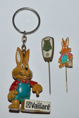 Vaillant heating system rabbit vintage rubber keychain keyring & pins ...