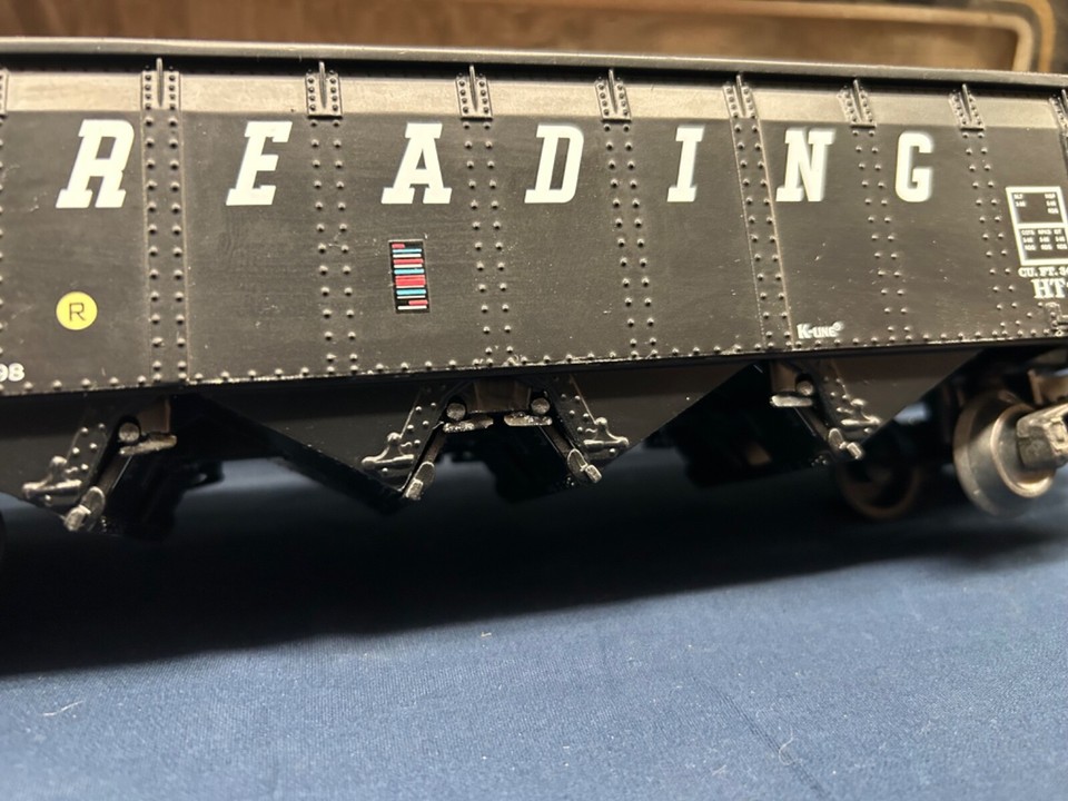 K-line Die-Cast Reading #40387 4-Bay Hopper Car w/ Load | eBay