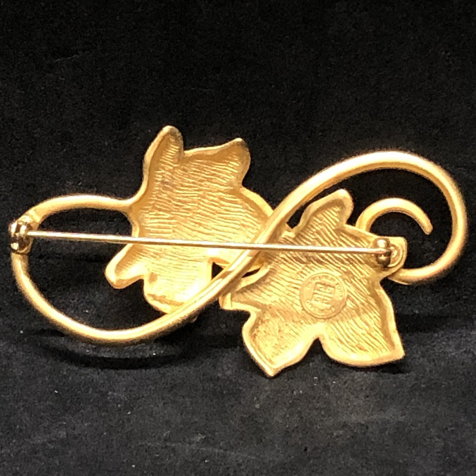 Signed GIVENCHY Vintage Modernist Leaves Brooch Matte… - Gem