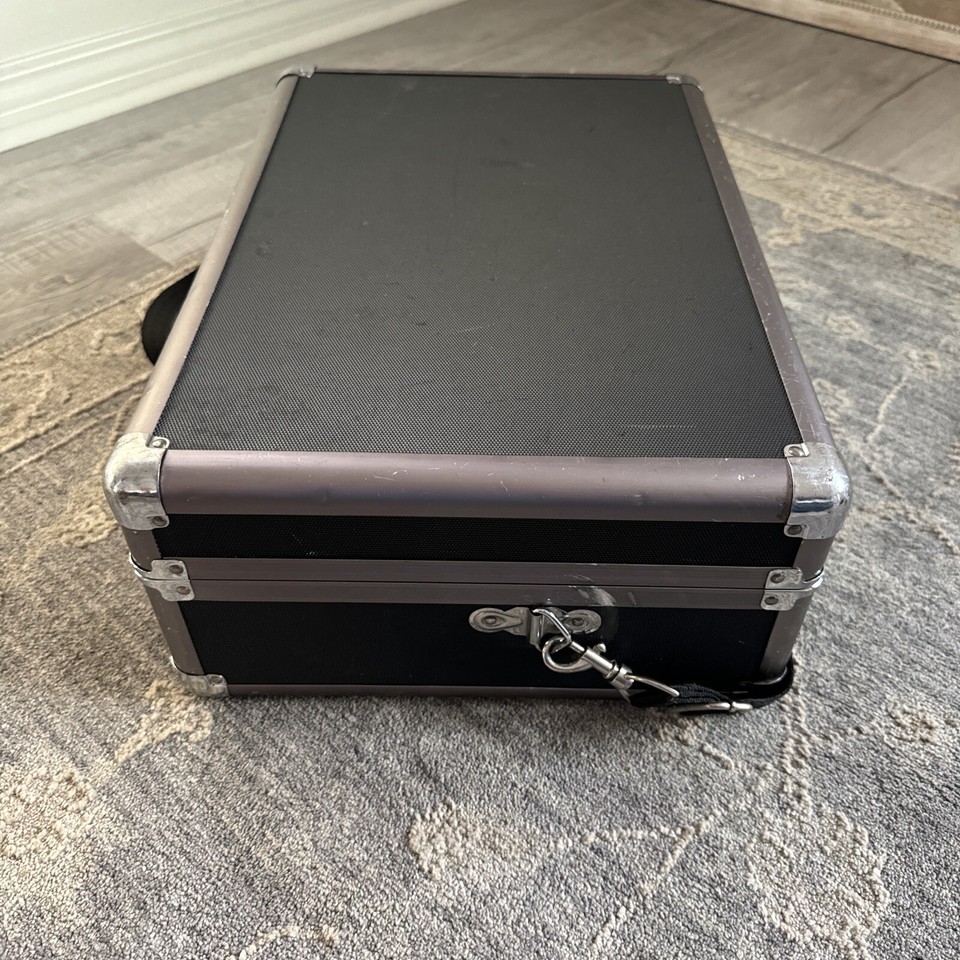 Quantaray Hard Camera Case Padded Liner Travel Case With Shoulder Strap ...