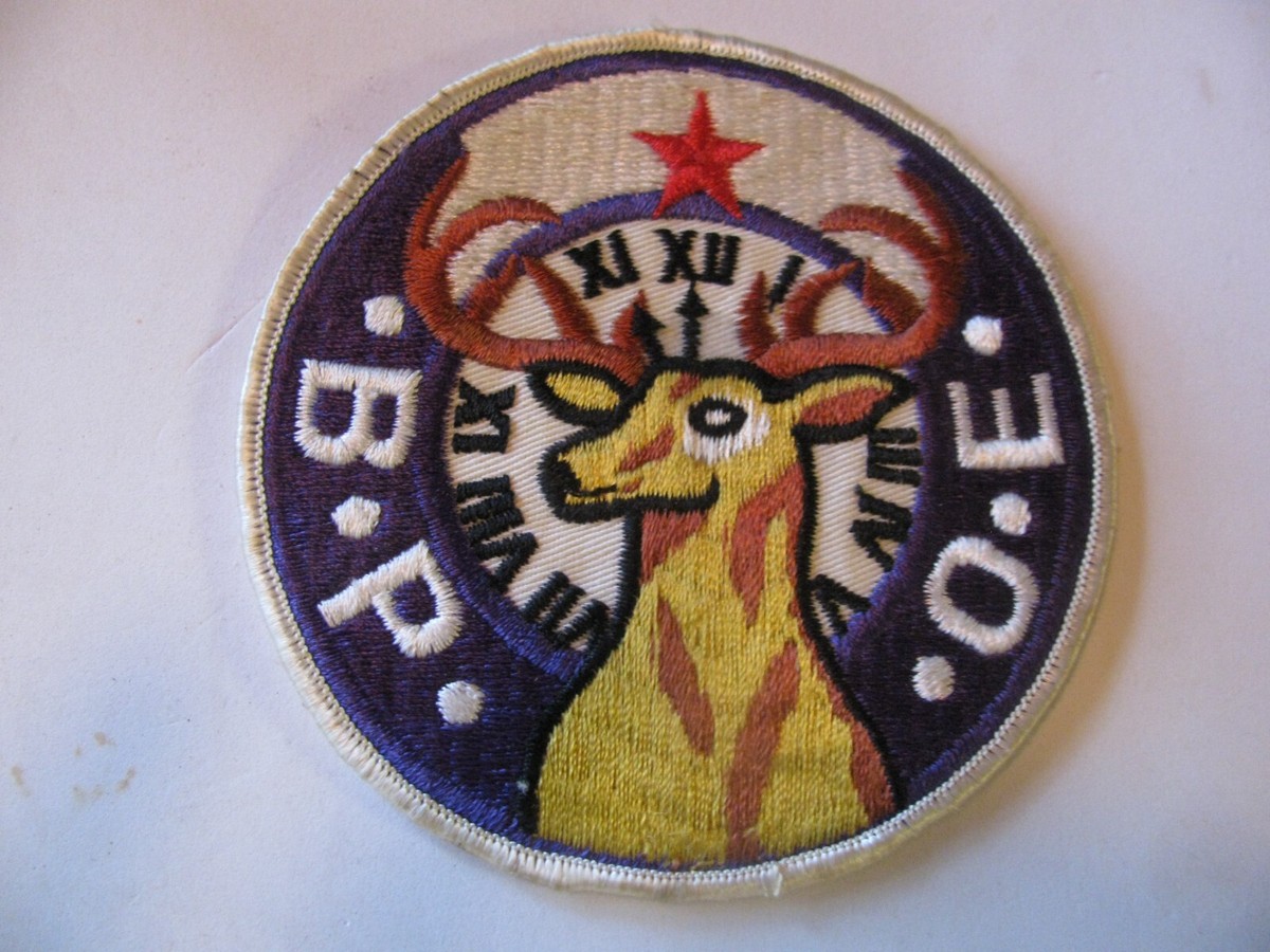 Bpoe Elks Logo 7/8 Inch Round Etched Enameled Colored B.P.O.E. Elks