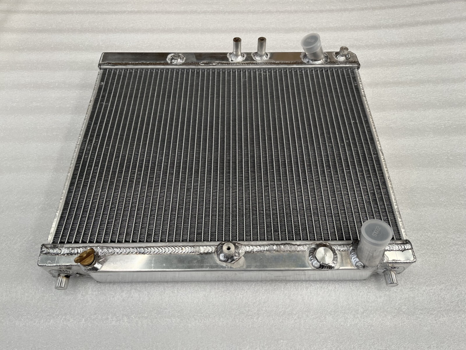 RADIATOR Fit TOYOTA VITZ/ECHO/YARIS NCP10/20 2NZ-FE 1.3L MT 1999-2005 ...