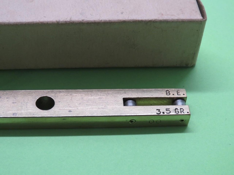 VINTAGE STAR MACHINE WORKS RELOADING PRESS B.E. 3.5 GRAIN BRASS POWDER ...