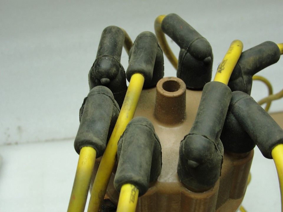 ACCEL DUAL POINT DISTRIBUTOR SBC OR BBC CHEVY 30100 RATROD SBC WITH ...