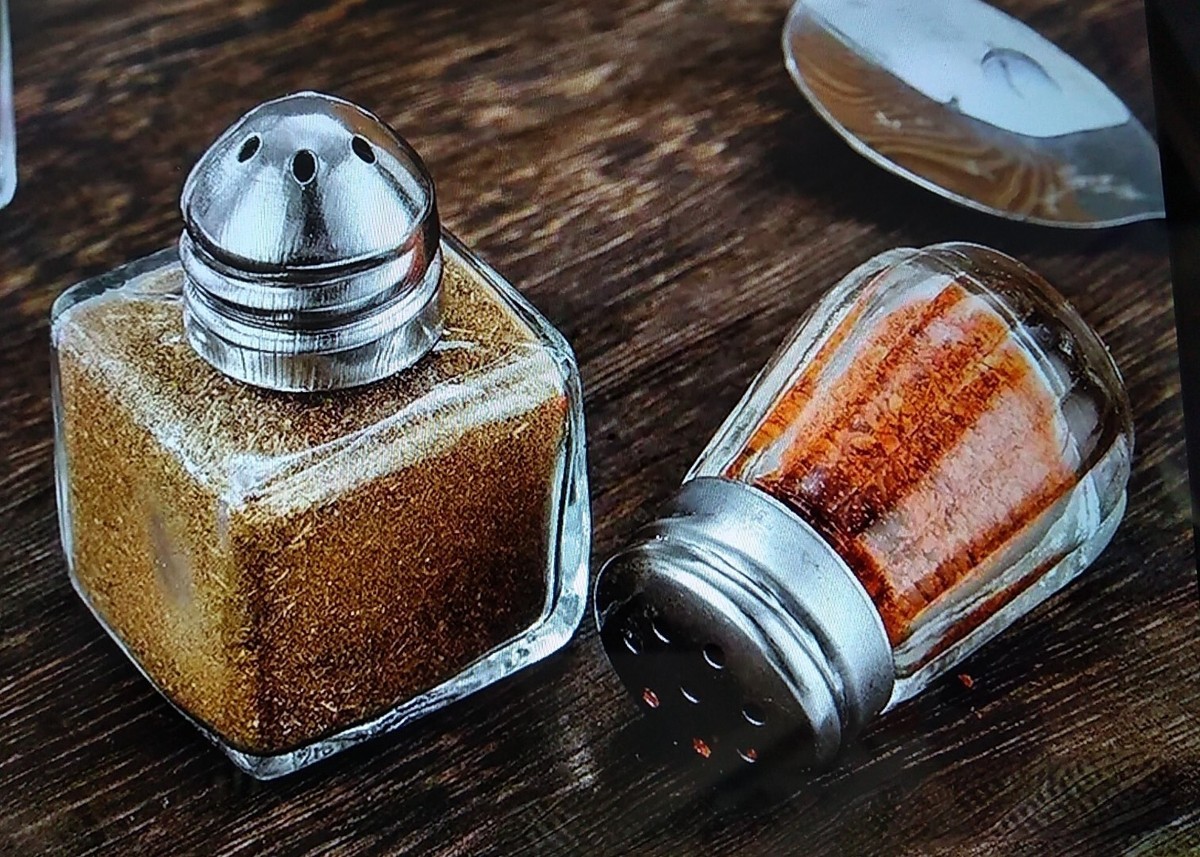 Small Salt And Pepper Containers