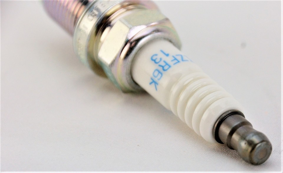 Set of 4 Genuine NGK 6774 Spark Plug Laser Iridium IZFR6K13 | eBay