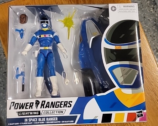 Power Rangers Lightning Collection In Space Blue Ranger & Galaxy Glider ...