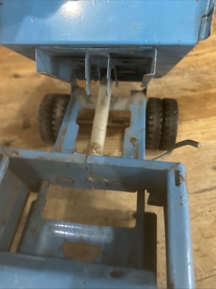 Vintage Tonka Blue Hydraulic Dump Truck Pressed Steel toy Parts Or ...