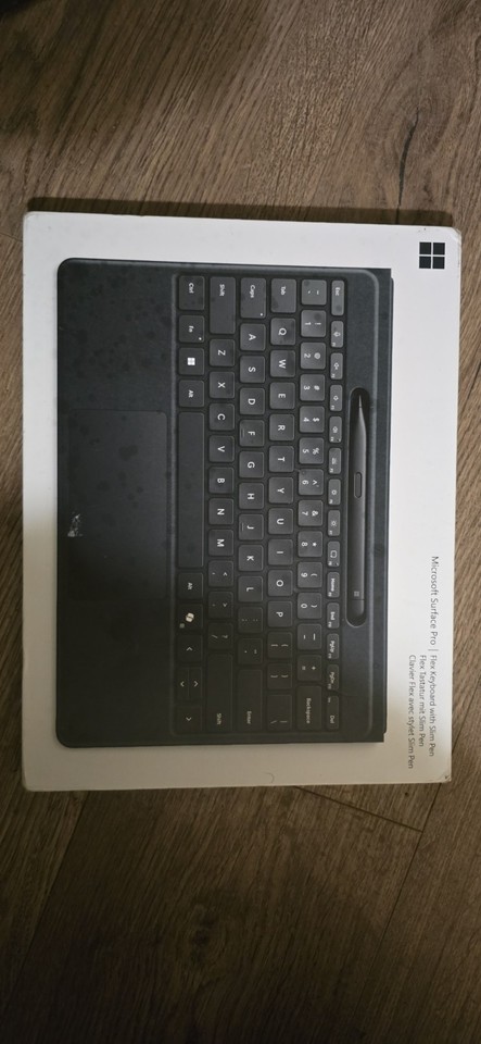 Microsoft Surface Pro Flex Keyboard with Touchpad & Slim Pen Input ...