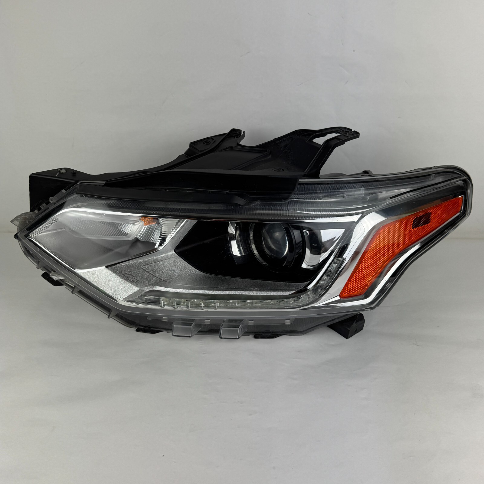 OEM GM 2018 2019 2020 2021 Chevrolet Traverse Left HID Xenon Headlight ...