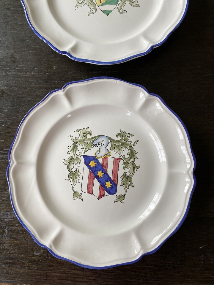 Pair Of Italian Armorial Plates With Knight And Coat Of Arms | eBay