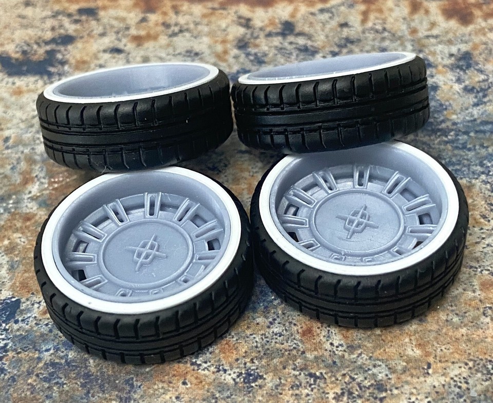 Resin 22-Scale In. Custom Lincoln Restomod Wheels W/ Whitewall Tires, 1 ...