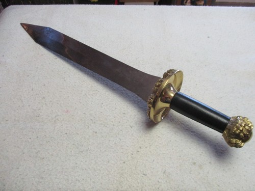 SWORD OF TIGRIS OF GAUL GLADIATOR 2000 DREAMWORKS RARE HAS WEAR SEE ...