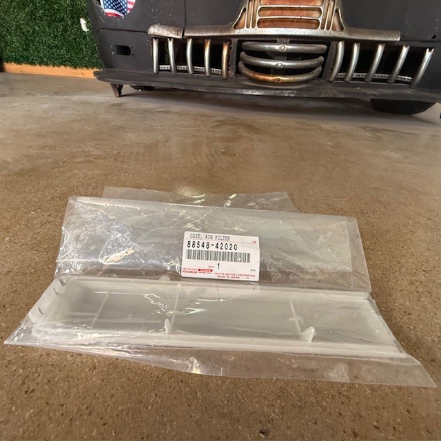 (1) Toyota Lexus Scion Genuine Cabin Filter Cover 88548-42020 Same As ...