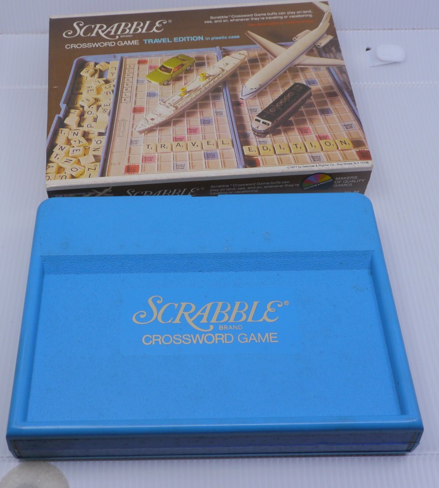 1977 TRAVEL EDITION SCRABBLE GAME No. 52, WITH CARRYING CASE COMPLETE ...