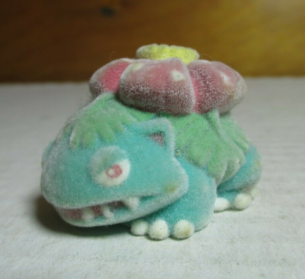1996 Pokemon Finger Puppet Flocked Venusaur Figure Nintendo Bandai #1 ...