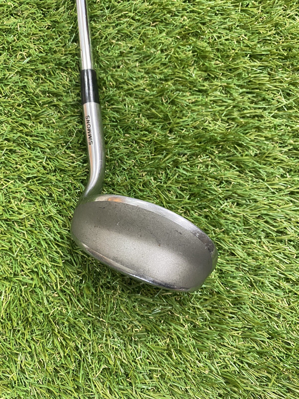 Alien Sport RH Sand Wedge Alien Shaft Good Tracki-Max Grip Regular Flex ...