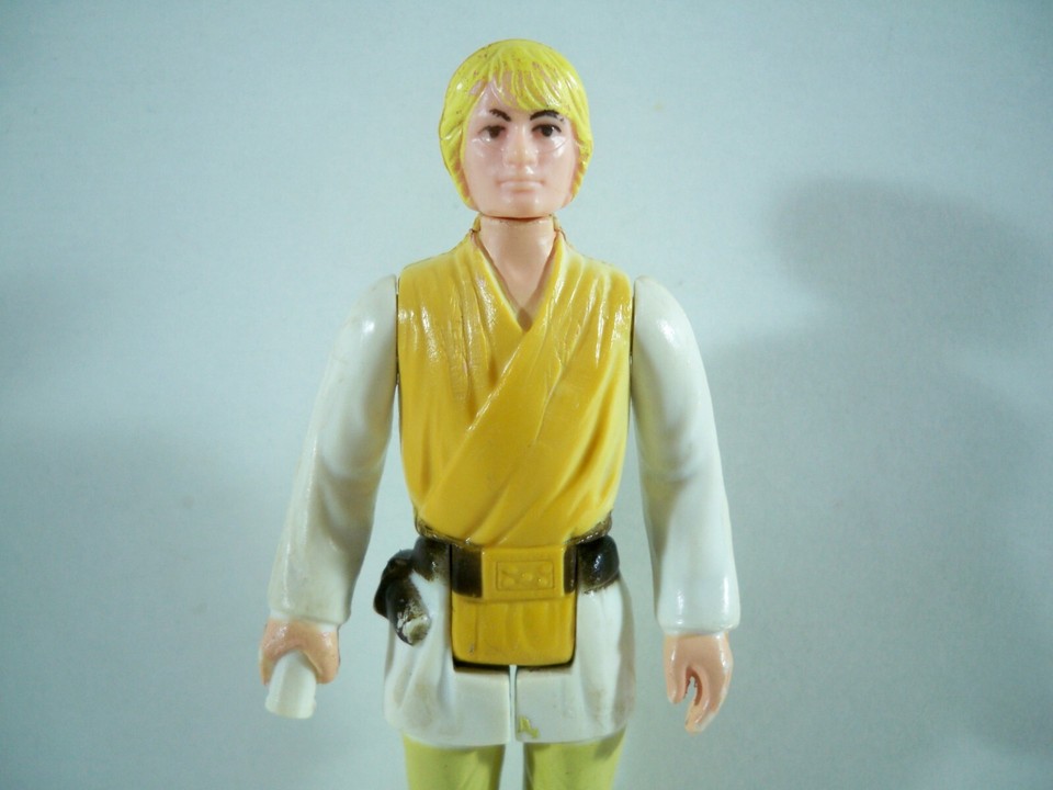 K24i00862 FIRST 12 STAR WARS 1977 FIGURE SET W/ FULL CARDS INCOMPLETE ...