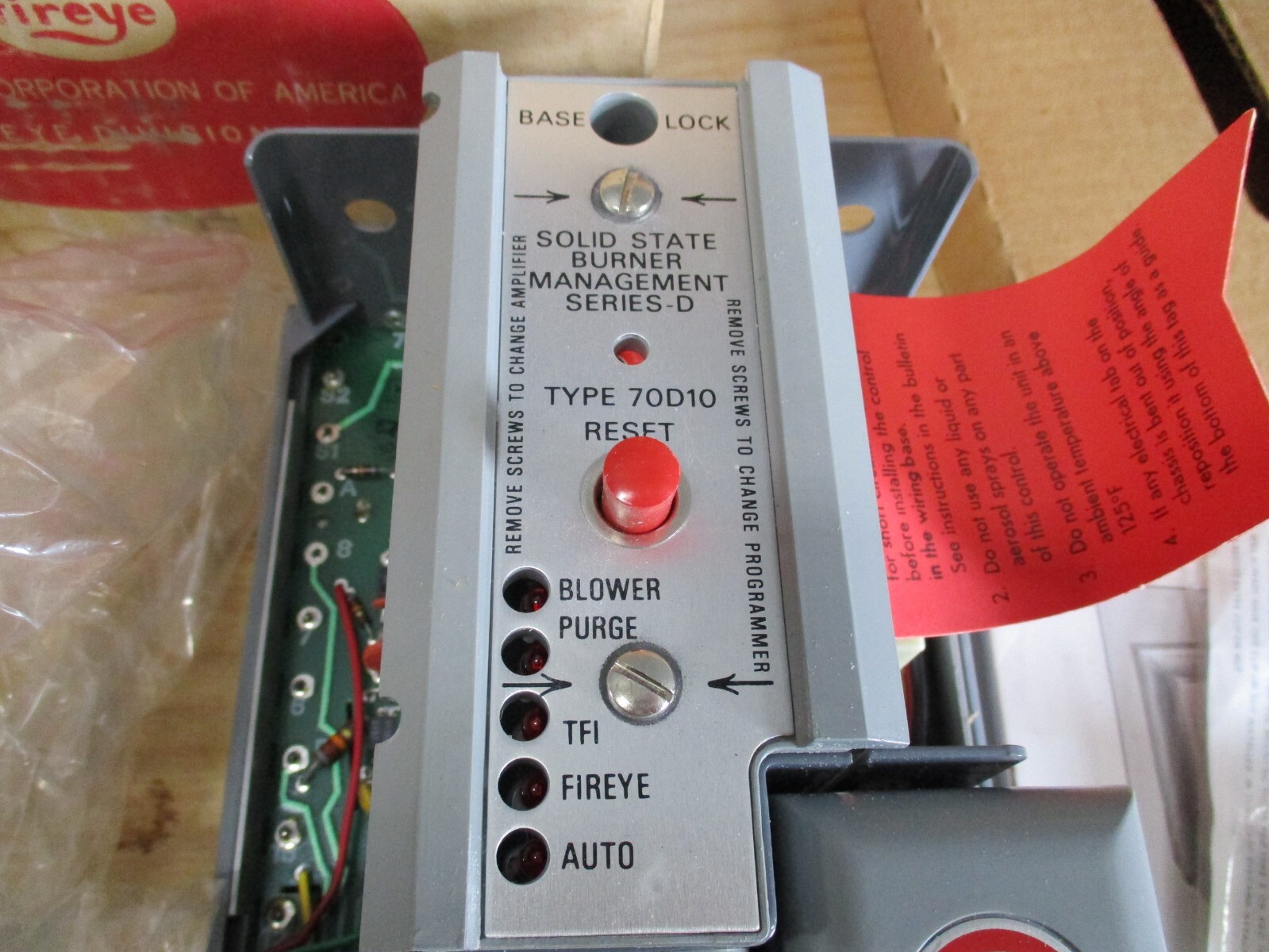 FIREYE, 70D10, FLAME SAFEGUARD, 120 VAC 50 / 60 HZ, R0672 | eBay
