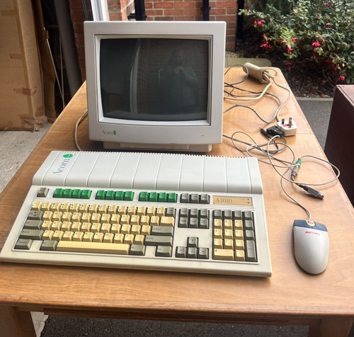 Acorn Computer, Monitor, Mouse, Keyboard RISC OS 3 1992 Archimedes A310 ...