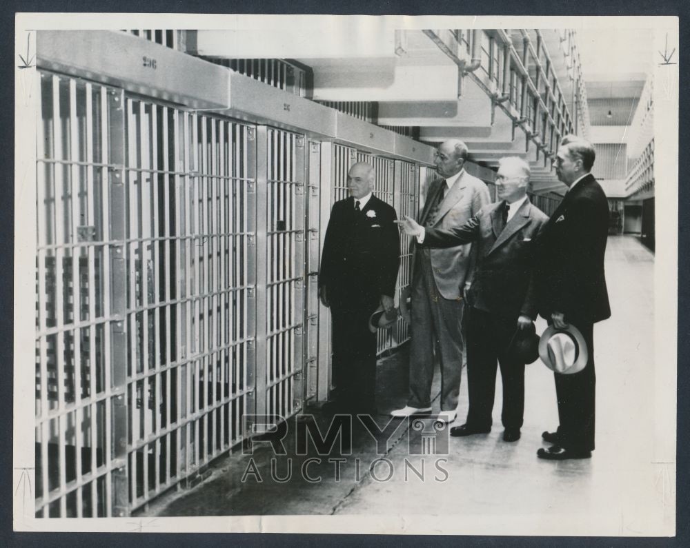 Al Capones Cell On Alcatraz How Alcatraz Became America's Most