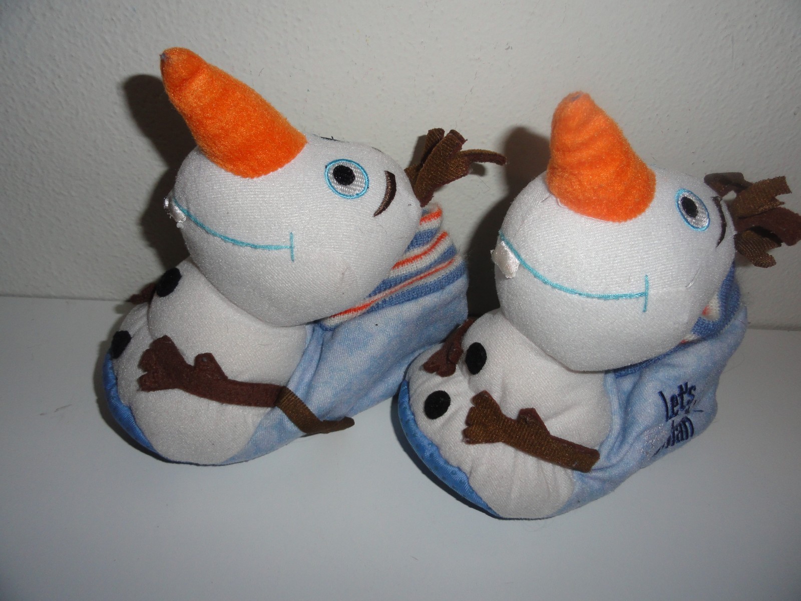 DISNEY'S FROZEN OLAF LET'S BUILD A SNOWMAN SLIPPERS-SIZE 11/12 | eBay
