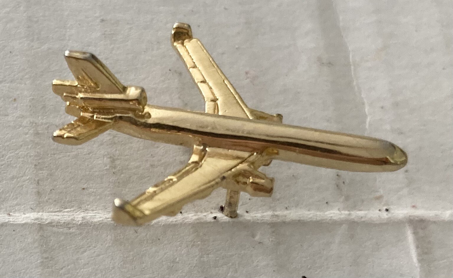 Jet Airliner Plane Metal Tie Tack Pin Vintage Gold Tone Aviation Flying ...