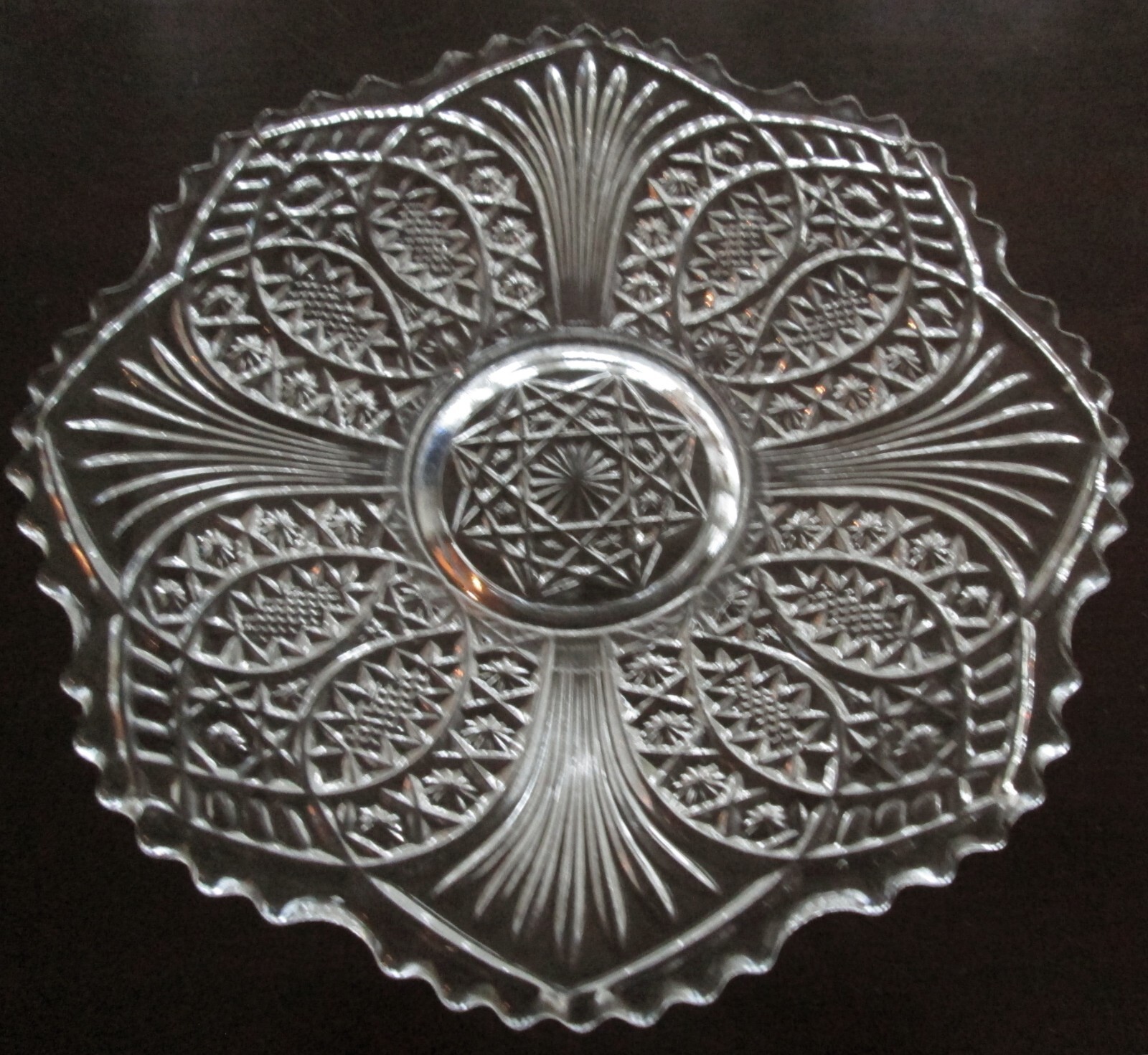 EAPG MADORA; Arrowhead in Oval Bryce, Higbee & Co Footed Plate 9 1/2 ...