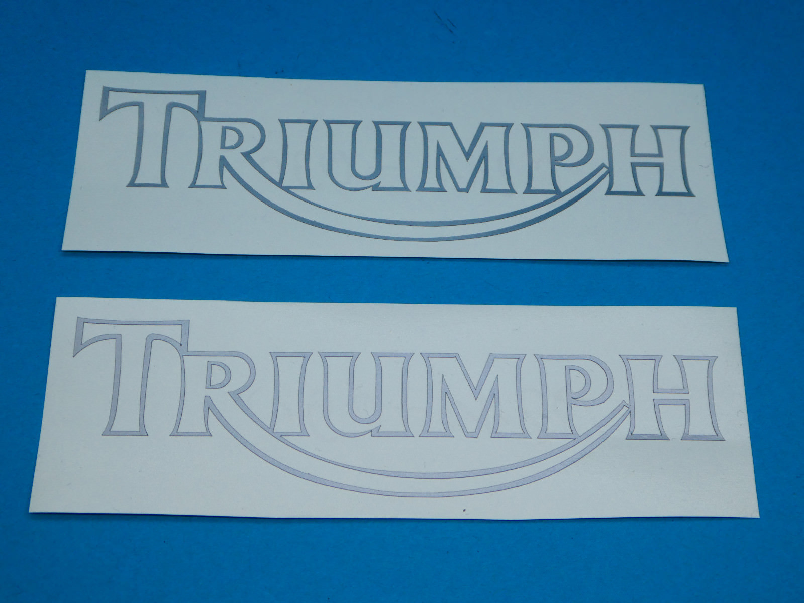 Triumph Schriftzug Outline Logo Aufkleber Abziehbild 38mm x 130mm ...