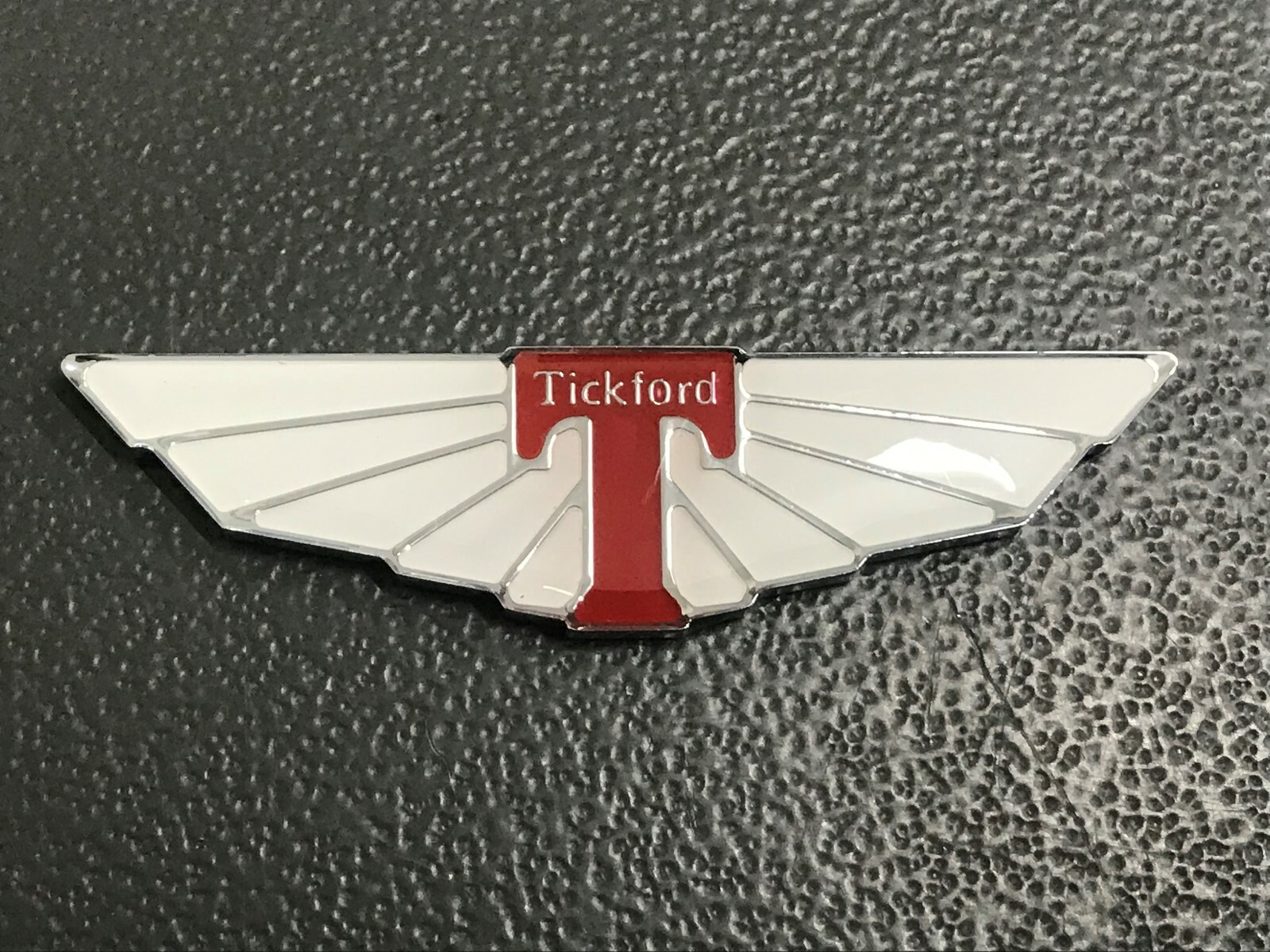 XR6 XR8 TICKFORD WINGS BADGE SUIT FORD EF EL AU FALCON FAIRLANE | eBay
