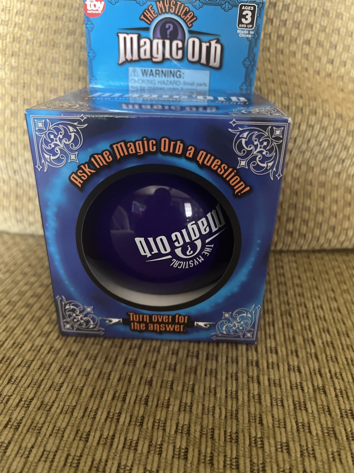 Lot 2 Magic 8 Balls Mystical Orb, Emoticon Emoji Magic 8 Ball | eBay