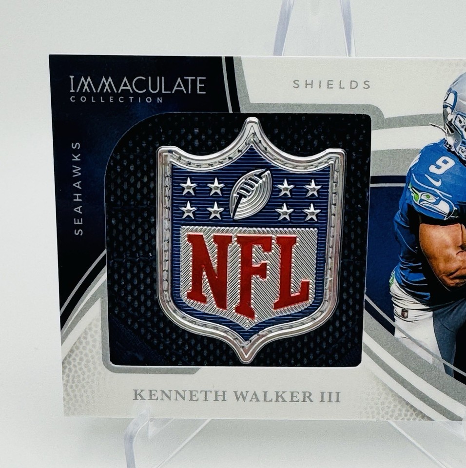 2025 Panini Immaculate Kenneth Walker III 3/5 Silver Shield Patch ...