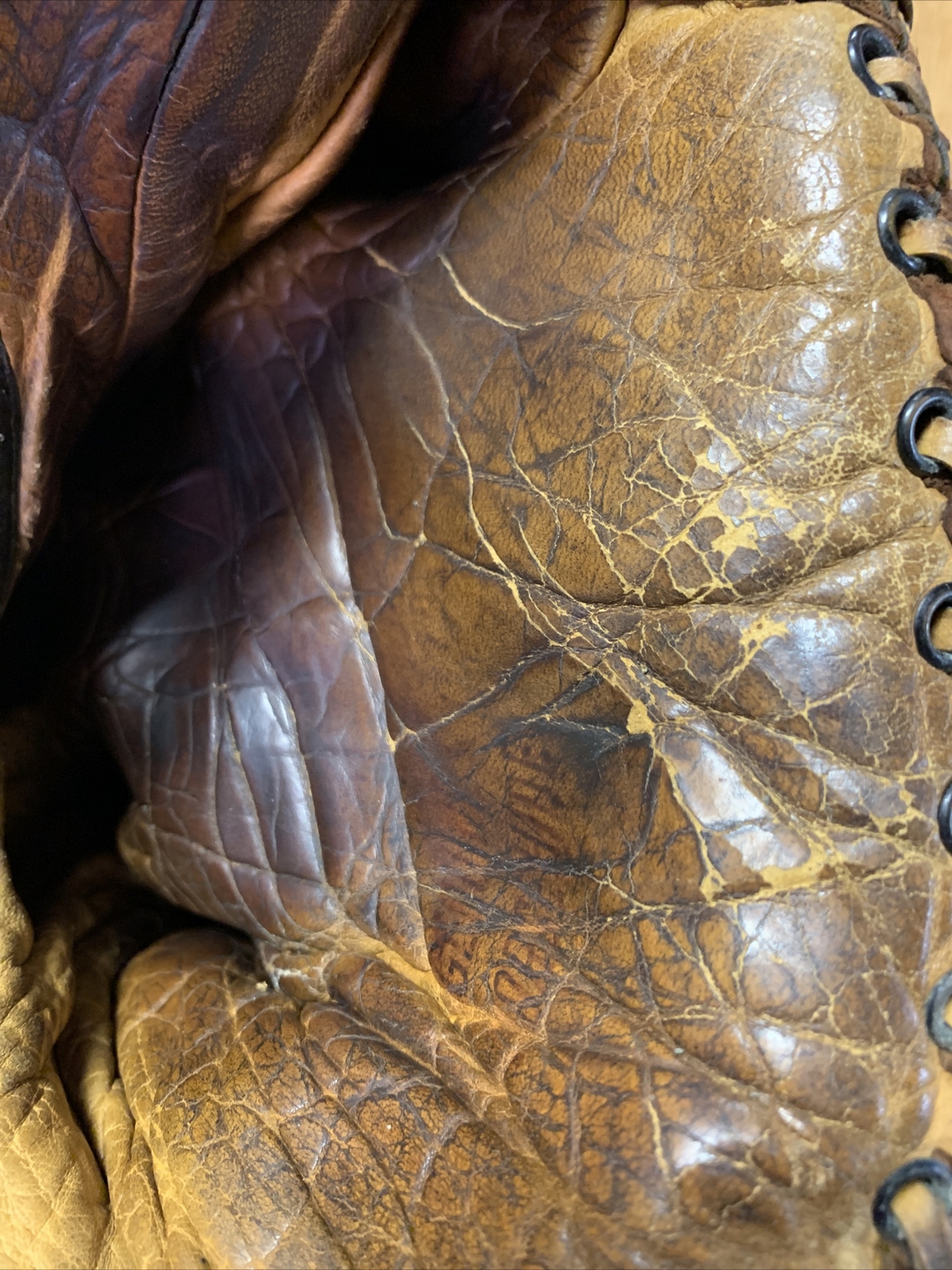 Vintage Rare 1940s Charlie Keller NYY Buckle Back 2 Tunnel Baseball ...