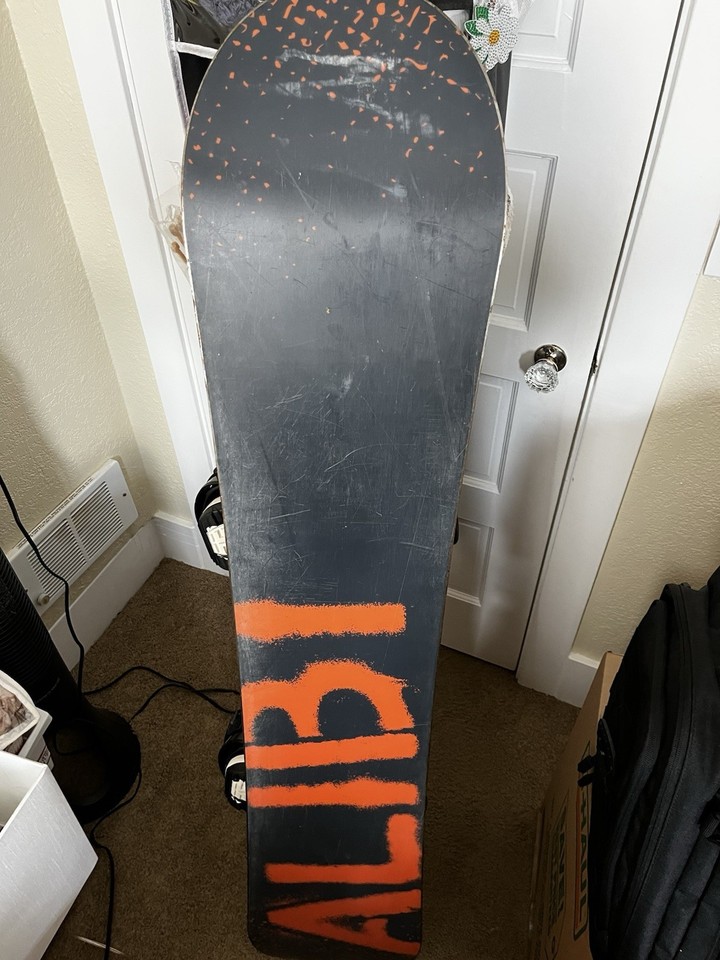Alibi Snowboard With Boots And Bindings | eBay