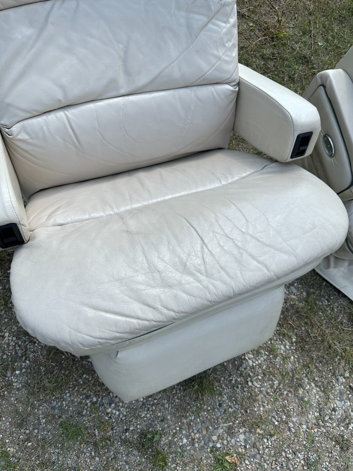 Flexsteel Taupe POWER RV Captain Chairs Cream Tan motorhome PAIR seats ...