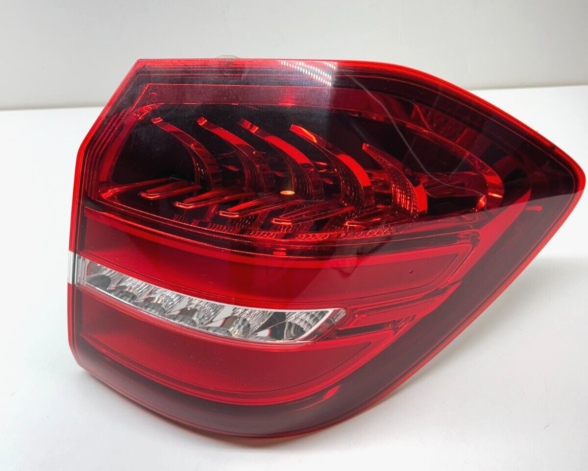Mercedes-Benz GLS X166 Rear Right Tail Light A1669060402 OEM for sale ...