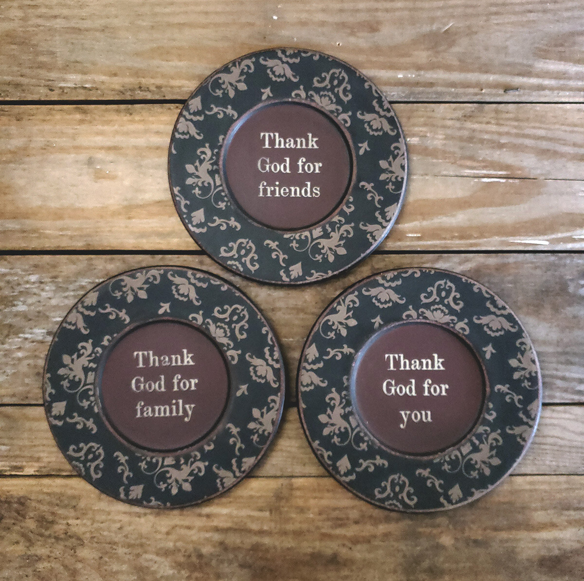 Pressed Wood Plates