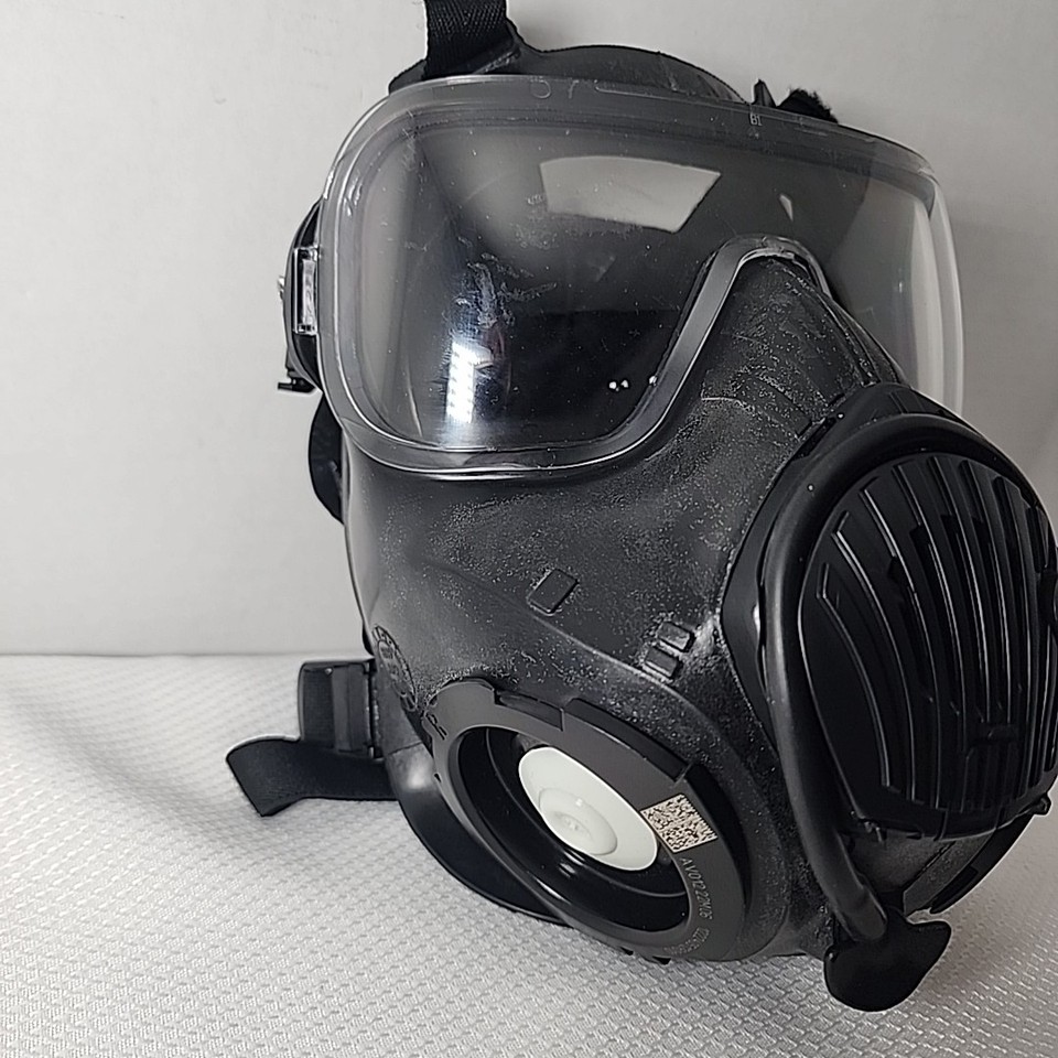 Avon FM50 Respirator Mask US Military Gas Mask, M61, medium M-50 | eBay