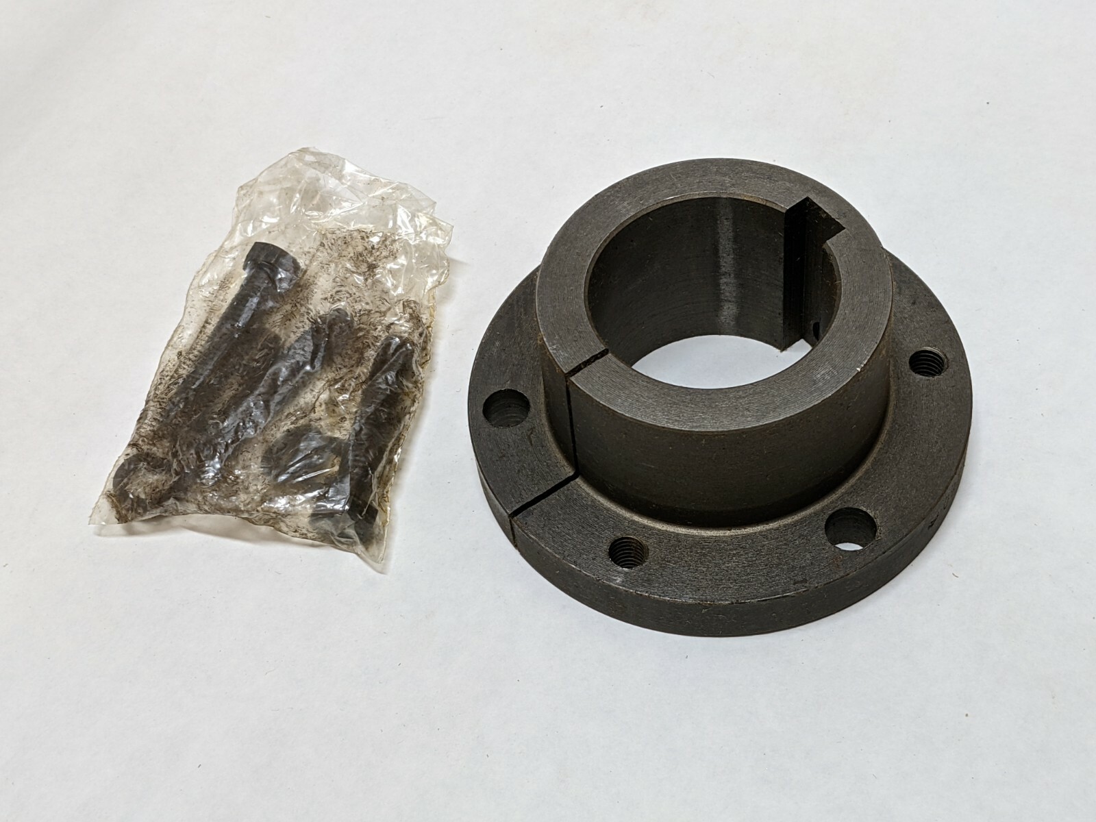 EATON SF 2-1/8" Bushing QD type (NEW). | eBay