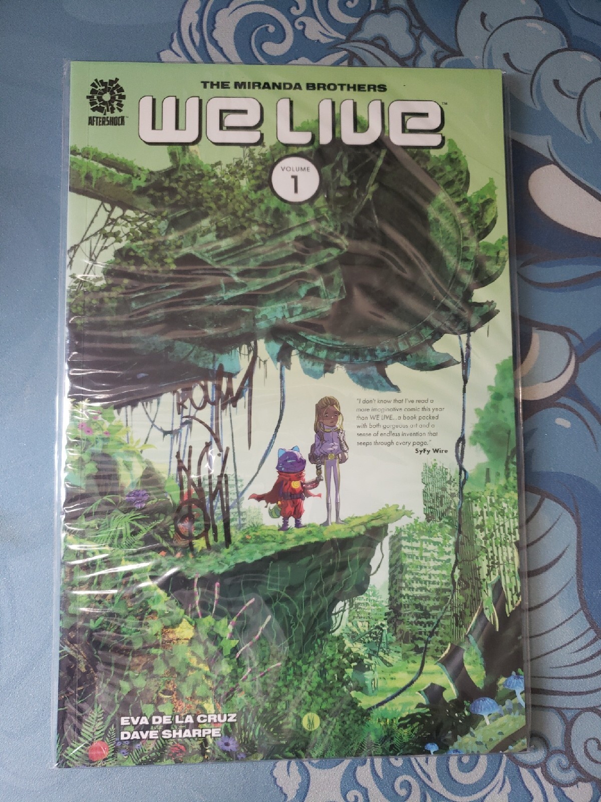We Live #1 Vol 1 TPB - 1st Print - Aftershock Comics - Netflix Signed ...