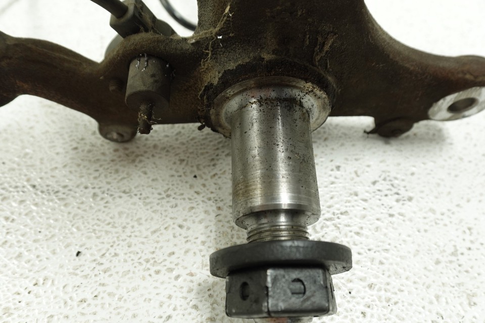 87-93 94-95 OEM Mustang V8 Front Spindles Hubs Fox 5-Lug Conversion ...