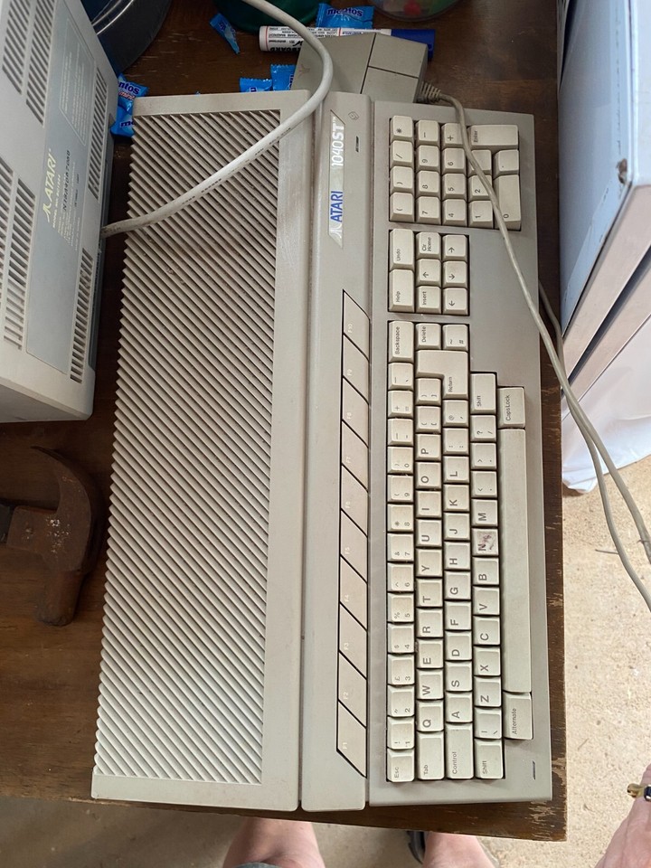 Vintage ATARI 1040ST Computer with ATARI SC1224 Color Monitor (Untested ...
