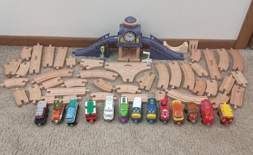 Chuggington Wooden Railway Train Set Over Under CLOCK TOWER TUNNEL With ...