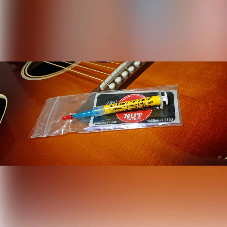 Big Bends Lil Luber Ultra Nut Sauce .5cc Guitar Nut Lubricant ...