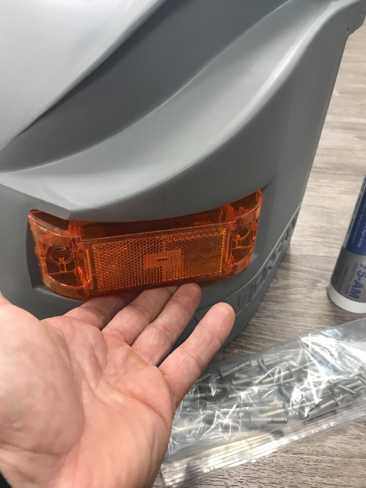 Driver Side Morgan Corner Cap | OEM | 62665 | LED LIGHT | Box Truck Olson