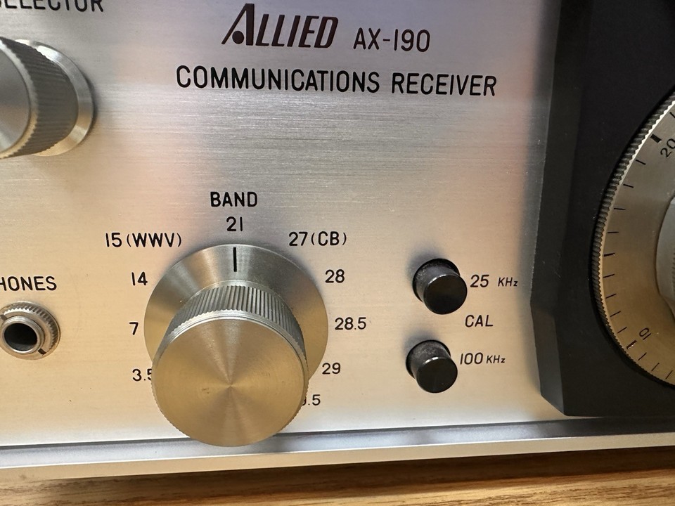 Allied Ax-190 Communications Receiver W/ Box Manual Very Good Condition ...
