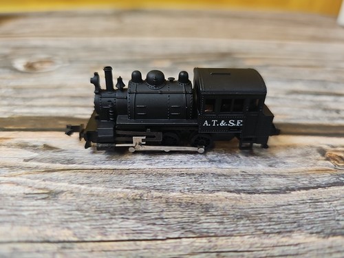 N Scale 0-6-0 Saddle Tank Switcher Santa Fe #7781 Engine Only No Box | eBay